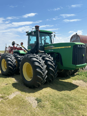 John Deere 9320 Tractors For Sale with 9,575 Hrs | Tractor Zoom