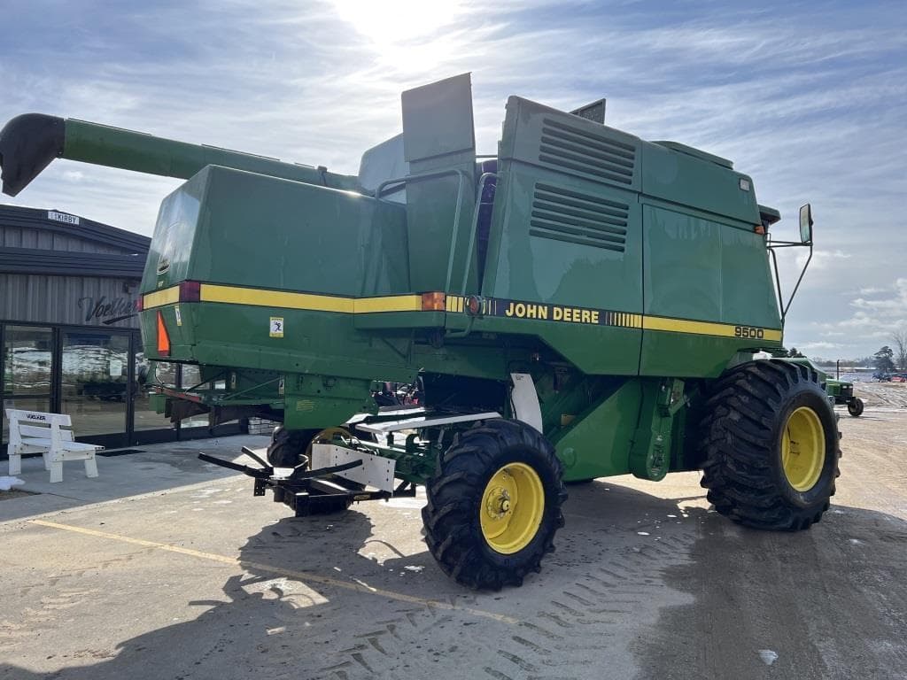 John Deere 9500 Combines Class 5 for Sale | Tractor Zoom