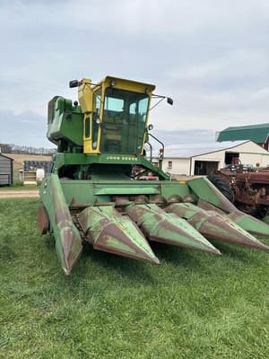 SOLD - John Deere 95EB Combines with 3,733 Hrs | Tractor Zoom