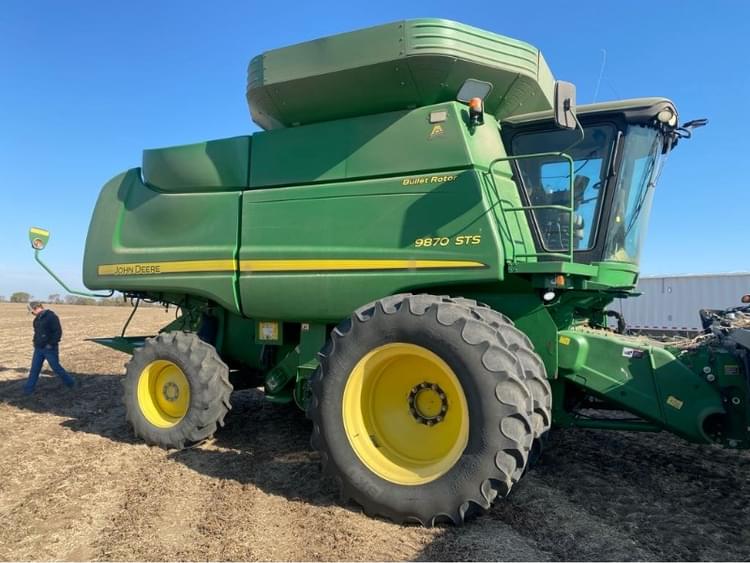 John Deere 9870 STS Combines Class 8 for Sale | Tractor Zoom
