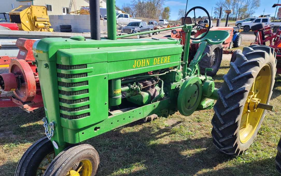 SOLD - John Deere B Tractors with 17 HP | Tractor Zoom