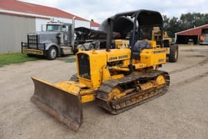 SOLD - John Deere 350C Lot No. 502 Construction with --- Hrs | Tractor Zoom