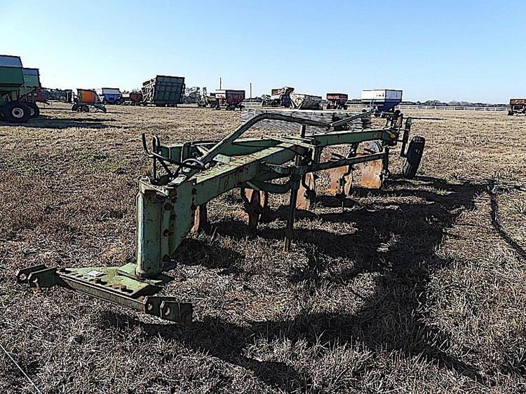 John Deere F1350 Tillage Plows for Sale | Tractor Zoom