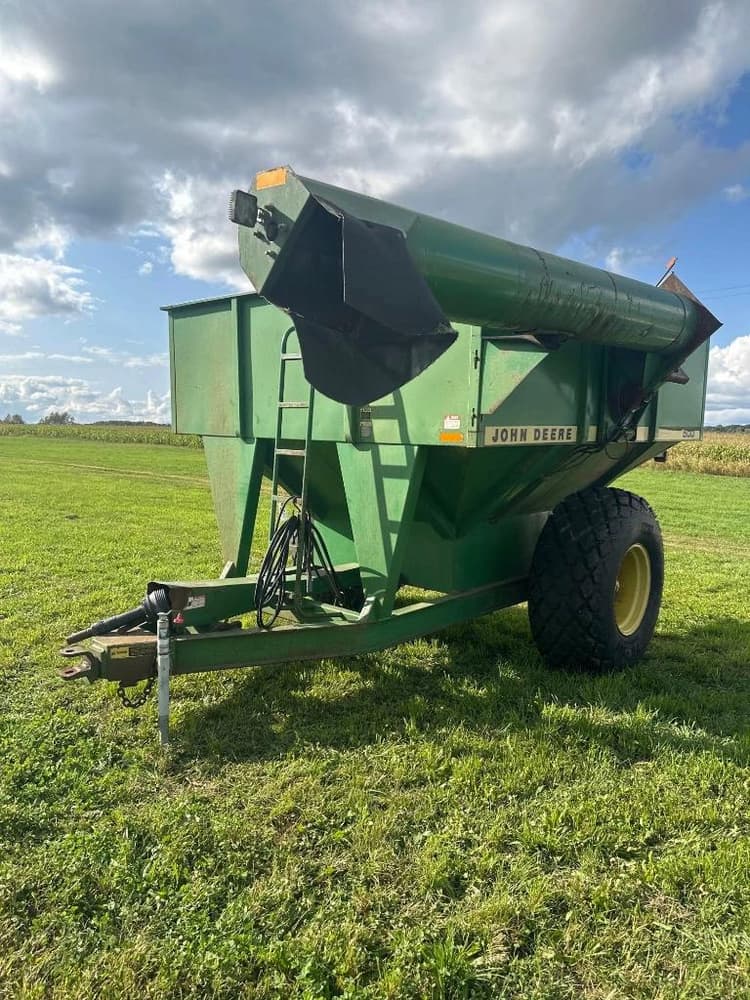 SOLD - John Deere 500 Harvesting Grain Carts | Tractor Zoom