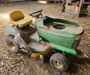 SOLD - John Deere Lt133 Lawn tractor Lot No. 1501 Other Equipment with ...