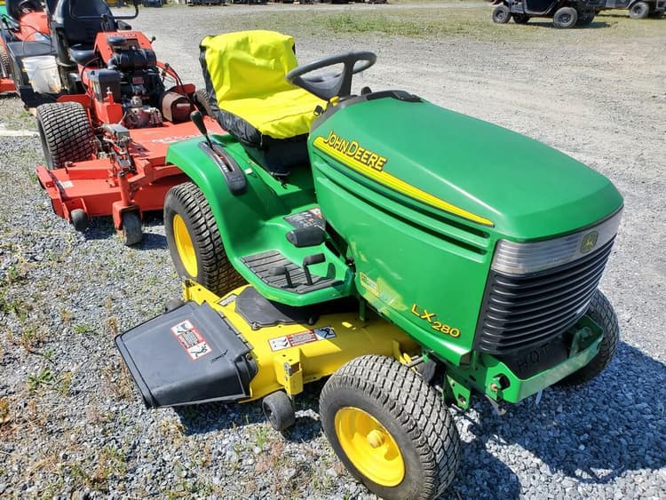 John Deere LX280 Other Equipment Turf for Sale | Tractor Zoom