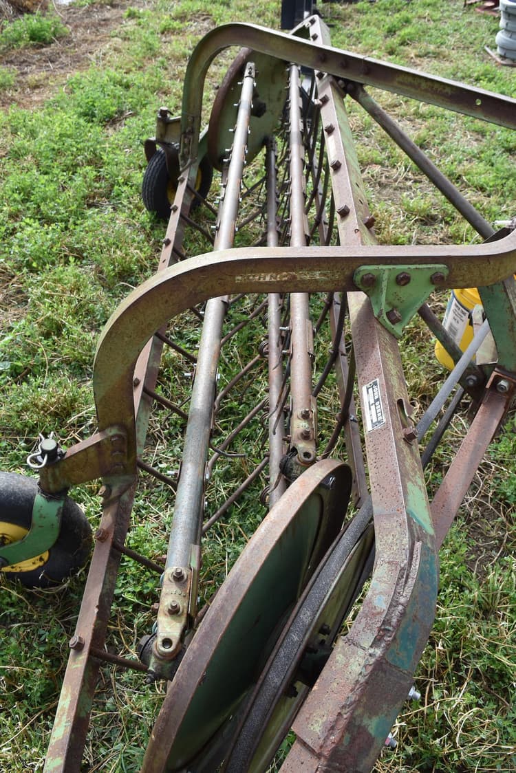 John Deere 350 Hay and Forage Hay - Rakes/Tedders for Sale | Tractor Zoom