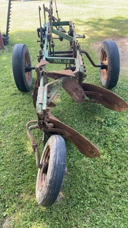 John Deere 44 Tillage Plows for Sale | Tractor Zoom