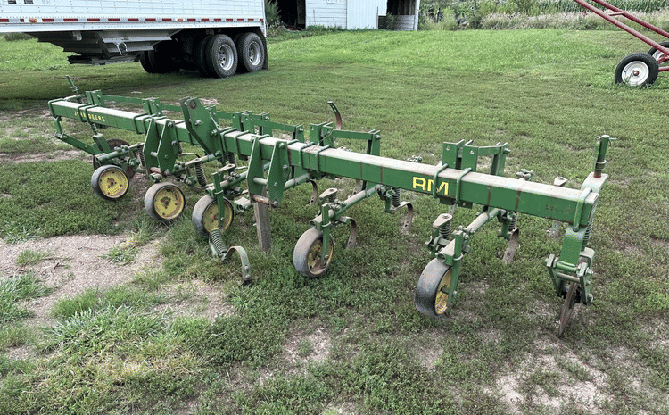 John Deere RM Tillage Row Crop Cultivators for Sale | Tractor Zoom