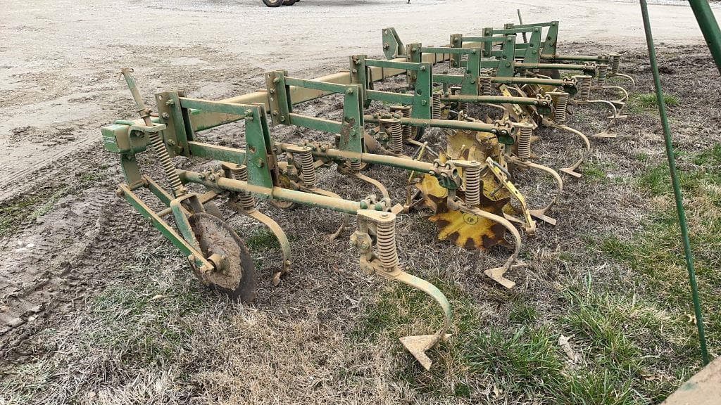 John Deere RM Tillage Row Crop Cultivators for Sale | Tractor Zoom
