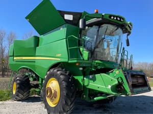 SOLD - John Deere S680 Stock No. 25631X Combines with 2,500 Hrs ...