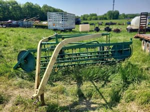 SOLD - John Deere 894 Lot No. 32130 Hay and Forage | Tractor Zoom
