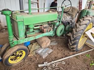 SOLD - John Deere B Lot No. 6427322 Tractors with 17 HP | Tractor Zoom