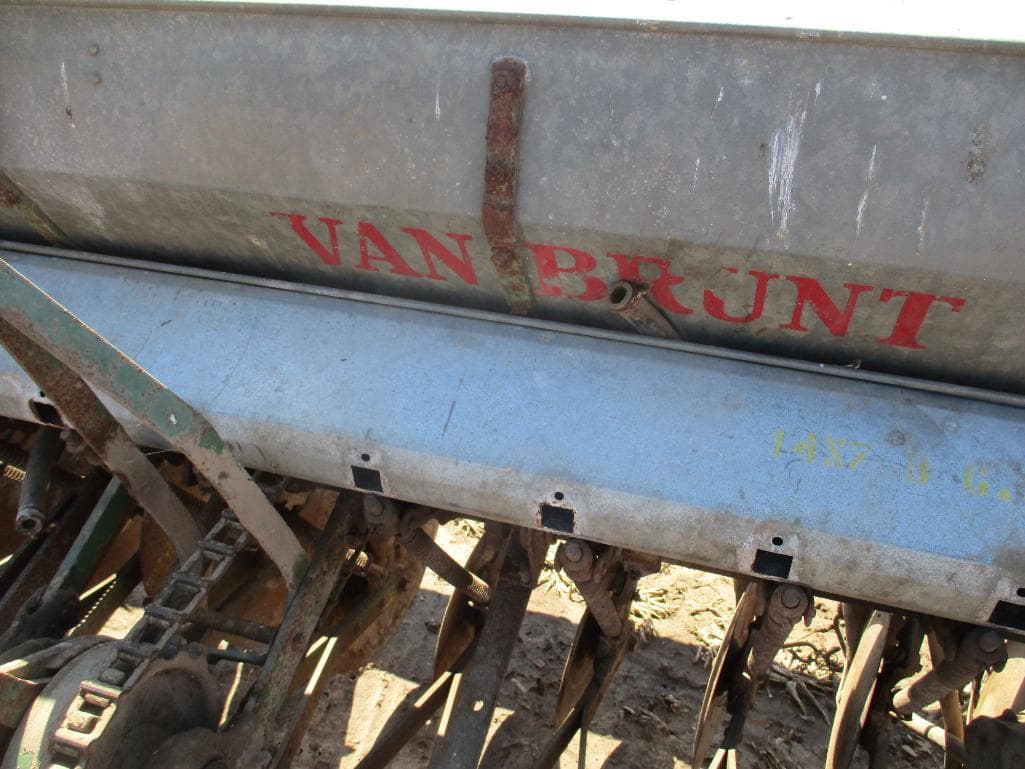 John Deere Van Brunt Planting Grain Drills for Sale | Tractor Zoom