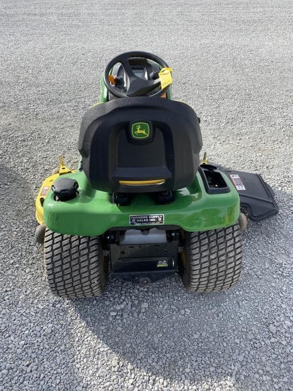 Tractor Zoom - John Deere X390