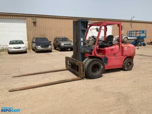 SOLD - Kalmar P100 CX 2PS Forklift Construction with 10,610 Hrs ...