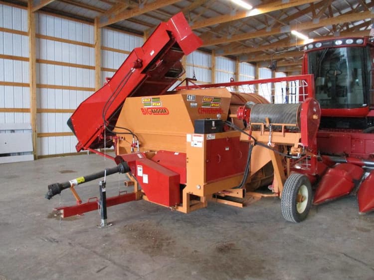 Kelly Ryan Big Bagger Harvesting Grain Baggers for Sale | Tractor Zoom