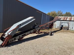 SOLD - Kewanee 500 Lot No. 298 Harvesting with --- Ft | Tractor Zoom