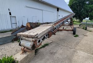SOLD - Kewanee 500 Harvesting with --- Ft | Tractor Zoom