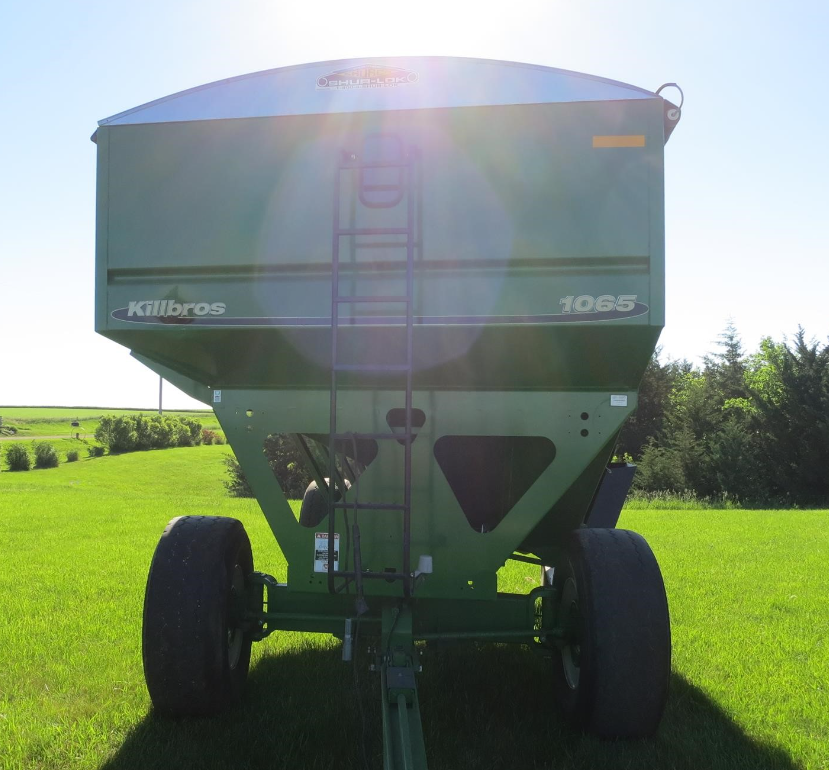 SOLD - Killbros 1065 Harvesting | Tractor Zoom