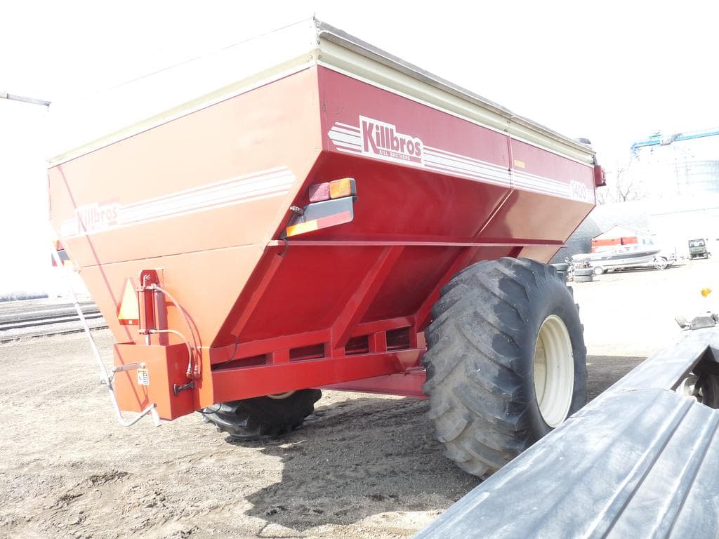 Killbros 1400 Harvesting Grain Carts for Sale | Tractor Zoom