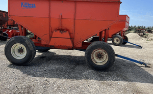 SOLD - Killbros 385 Harvesting with 350 Bu | Tractor Zoom