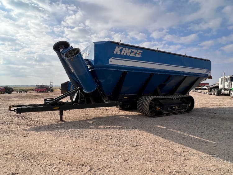 Kinze 1500 Harvesting Grain Carts for Sale | Tractor Zoom