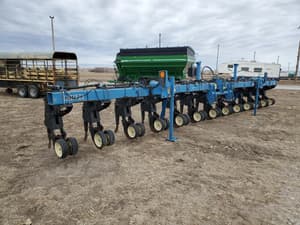 SOLD - Kinze 1500 Lot No. 86195 Tillage | Tractor Zoom