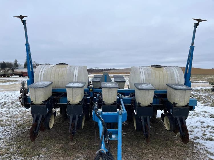 Kinze 2000 Planting Planters for Sale | Tractor Zoom