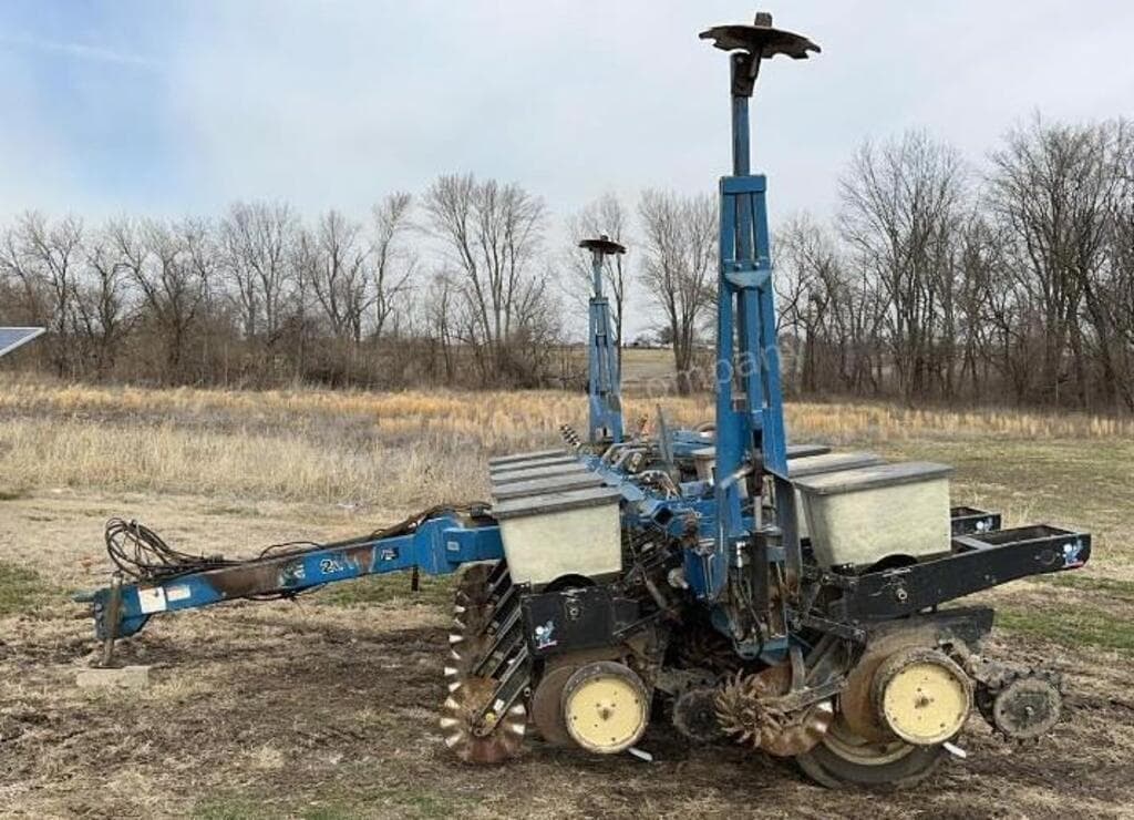 Kinze 2000 Planting Planters for Sale | Tractor Zoom