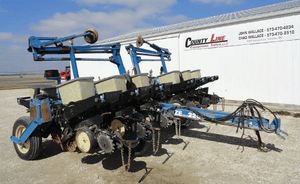 SOLD - Kinze 2200 Planting with 12 Rows | Tractor Zoom