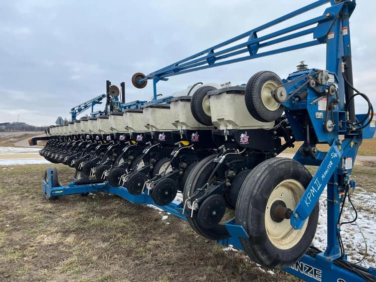 Kinze 3600 Planting Planters for Sale | Tractor Zoom