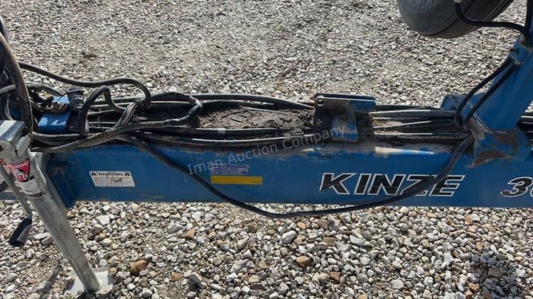 Kinze 3600 Planting Planters for Sale | Tractor Zoom
