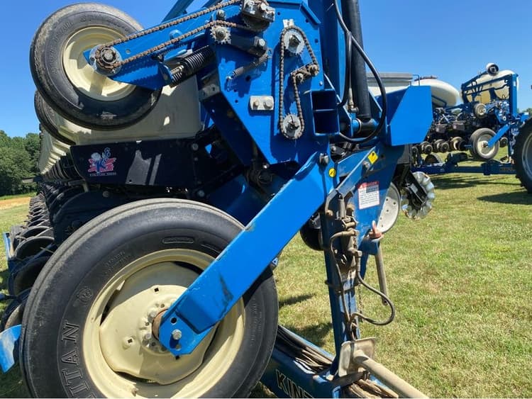 Kinze 3600 Planting Planters for Sale | Tractor Zoom