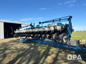 SOLD - Kinze 3600 Lot No. 294 Planting with 31 Rows | Tractor Zoom