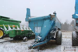 SOLD - Kinze 400 Lot No. 3978 Harvesting | Tractor Zoom