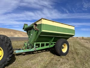 SOLD - Kinze 600 Lot No. 28520 Harvesting | Tractor Zoom