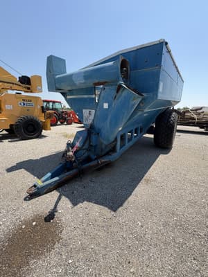 Kinze 800 Harvesting For Sale | Tractor Zoom