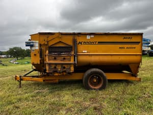 SOLD - Knight 3030 Lot No. 285 Hay and Forage | Tractor Zoom