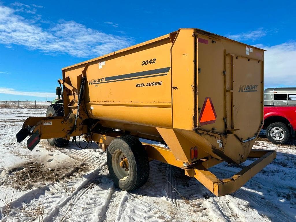 Tractor Zoom - Knight 3042