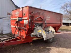 SOLD - Knight 3142 Mixer Wagon Hay and Forage | Tractor Zoom