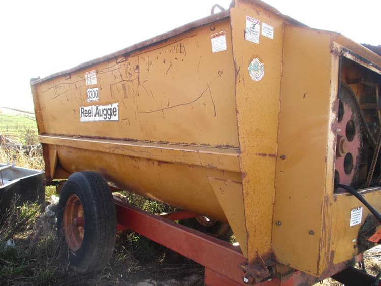 Knight RA3300 Hay and Forage Grinders/Mixers for Sale | Tractor Zoom