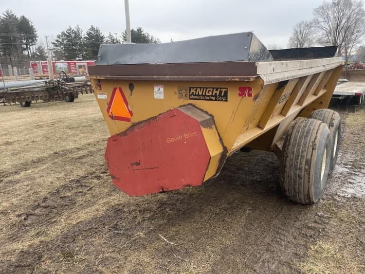 Knight 8018 Manure Handling Manure Spreaders - Dry for Sale | Tractor Zoom