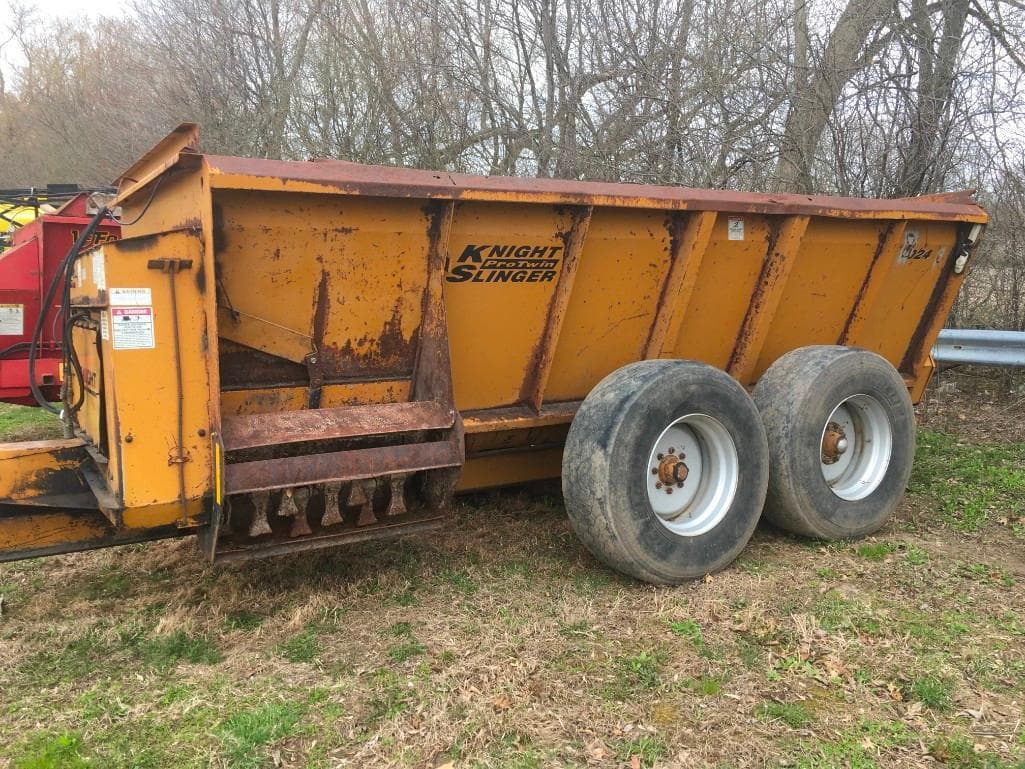 Knight 8024 Manure Handling Manure Spreaders - Dry for Sale | Tractor Zoom