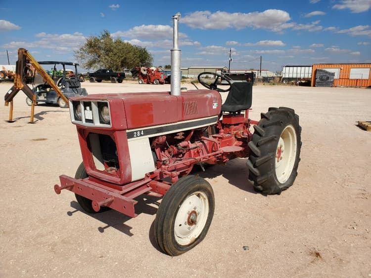 SOLD - International Harvester 284 Tractors Less than 40 HP | Tractor Zoom