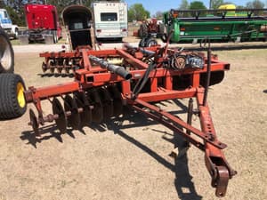 SOLD - Krause 1054 Offset Disc Tillage with --- In | Tractor Zoom