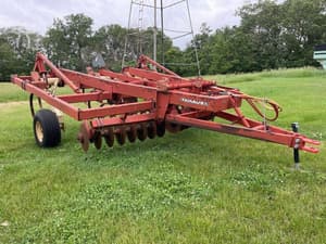 SOLD - Krause 4800 Lot No. 14 Tillage with 9 Shanks | Tractor Zoom
