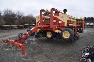 SOLD - Krause 5200 Lot No. 13 Planting with 25 ft | Tractor Zoom