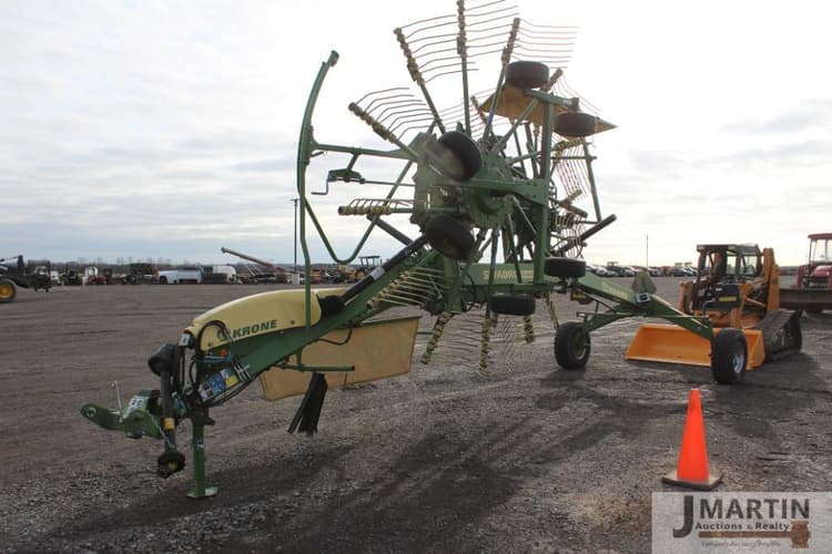 SOLD - Krone Swadro TS680 Hay and Forage Hay - Rakes/Tedders | Tractor Zoom