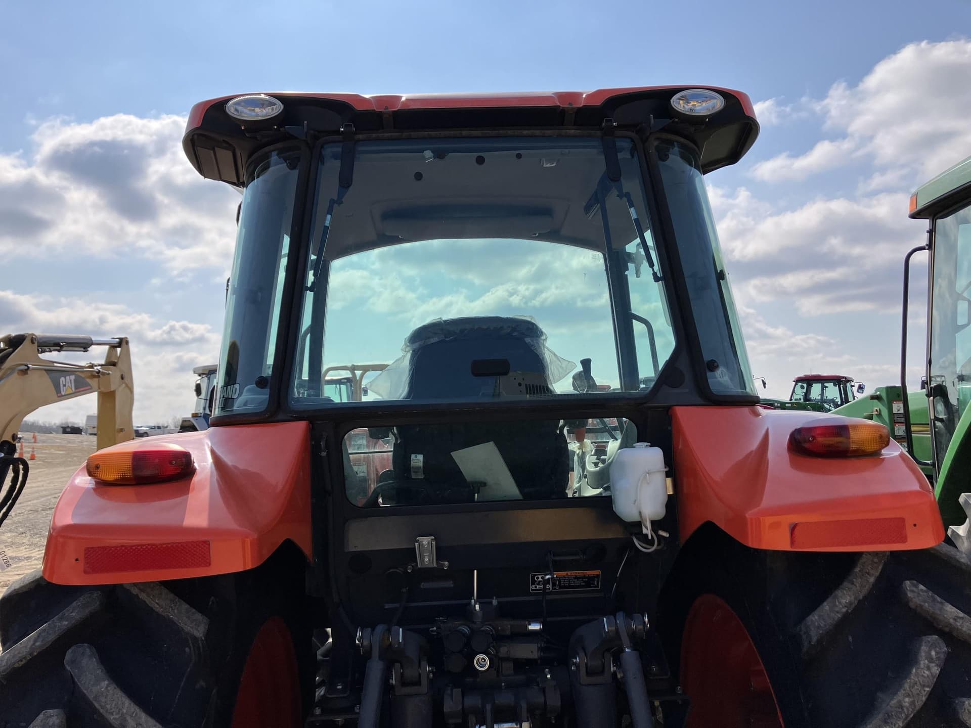 Kubota M5-111 Tractors 100 to 174 HP for Sale | Tractor Zoom